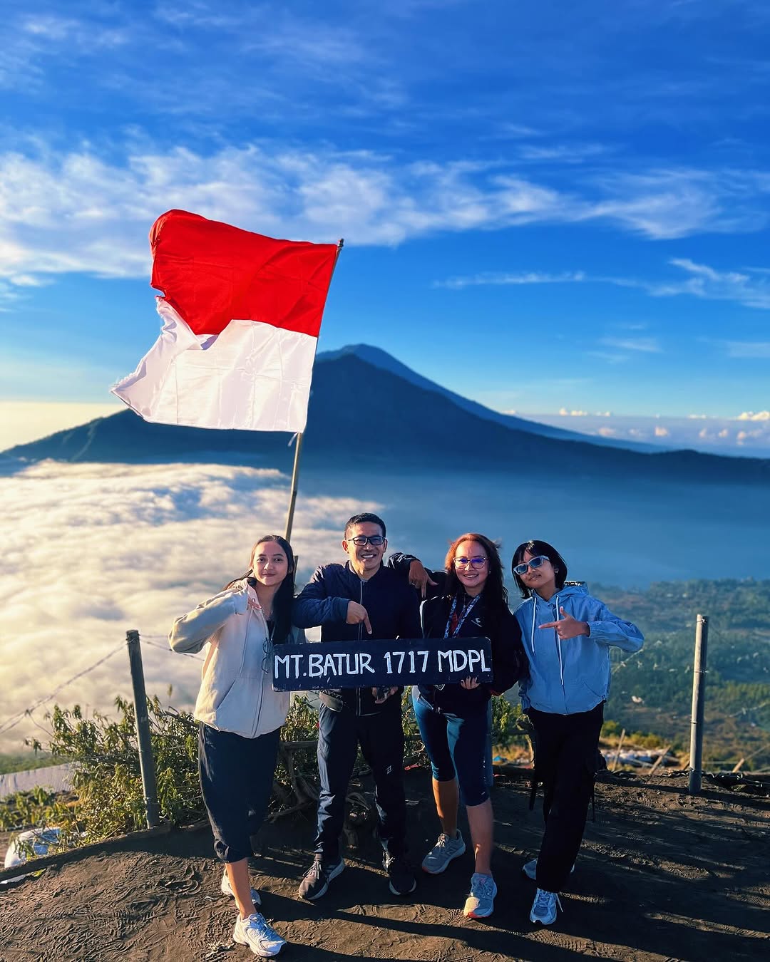 Mount Batur Sunrise Trekking: Best Hike in Bali - Tropialis, the exotic ...